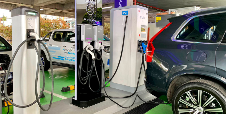 Nueva electrolinera de Enel-Codensa, la más grande en Colombia - Capital